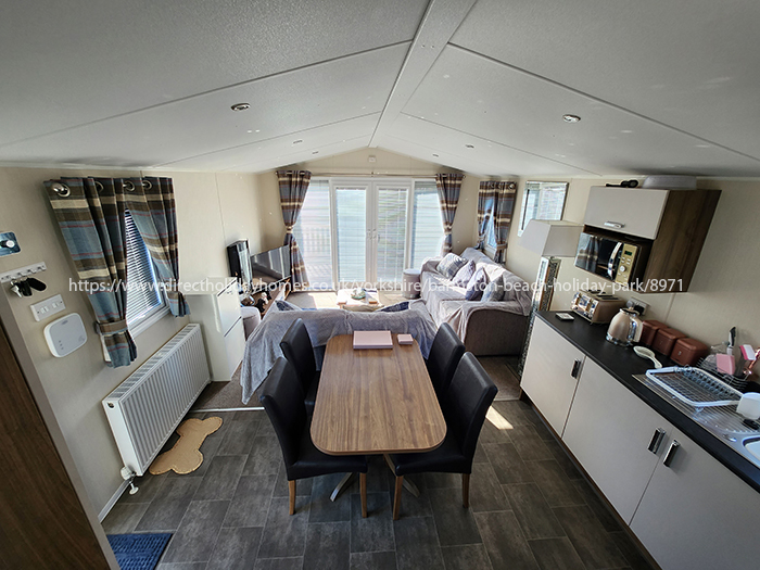 Newly furnished, double glazed 2 bedroom caravan on Barmston Beach ...