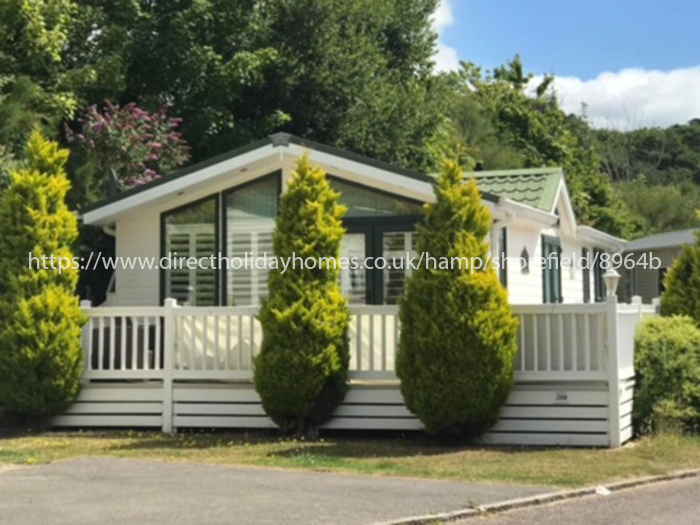 Caravan holidays on Shorefield Country Park